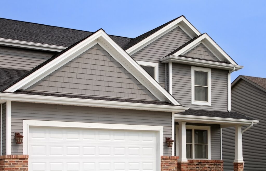 6 Types Of Siding For Houses In 2025 (Pros & Cons)